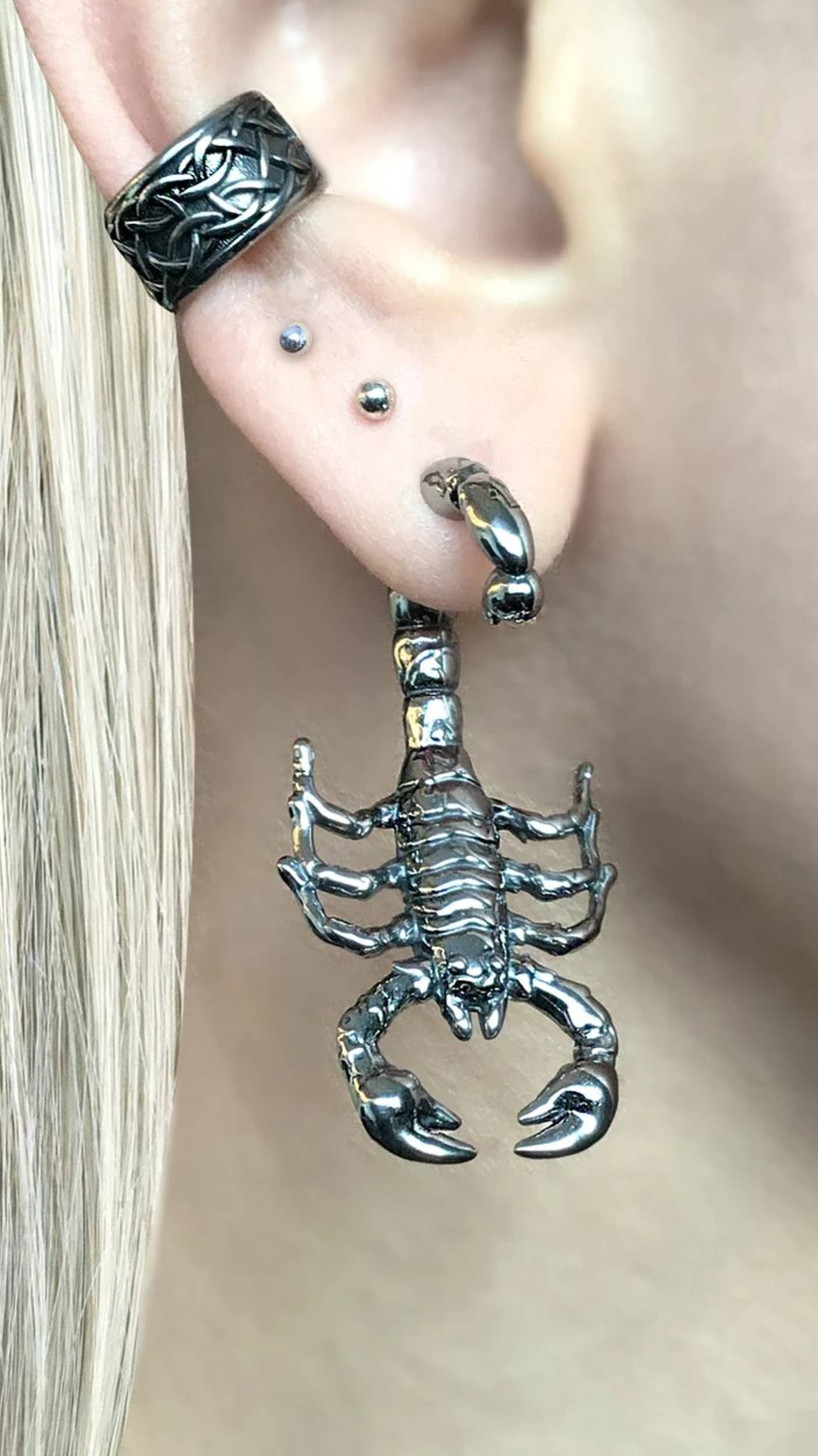 Моносерьга "Ярый скорпион" из коллекции Animalistics от StarfallShop