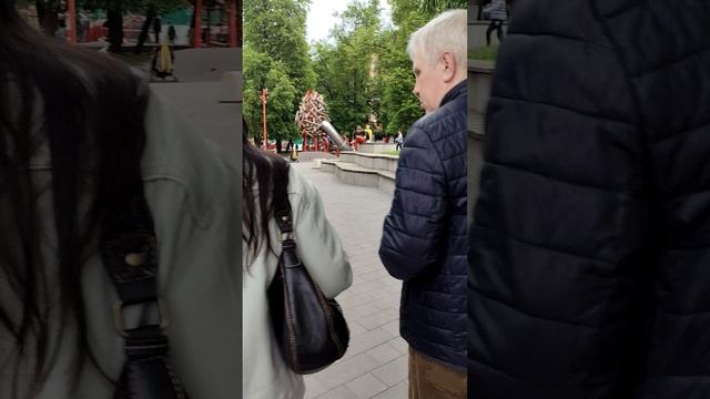 Прогулка после кафе