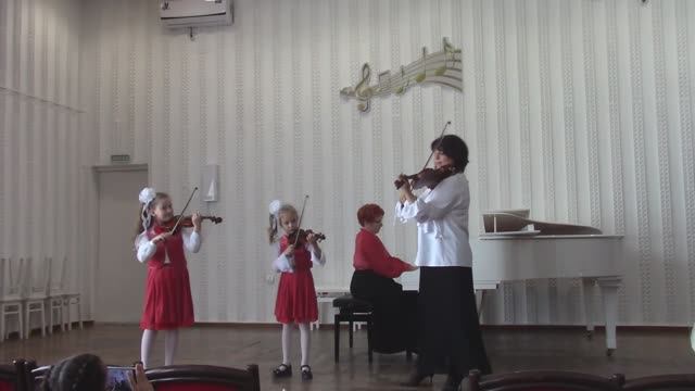 "Мазурка" Р.Глушкова