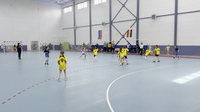 03 Девочки - Желтые