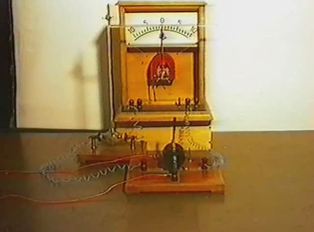 Физика. Опыты. Электричество и магнетизм. Электрический ток в различных средах. Явление Пельтье