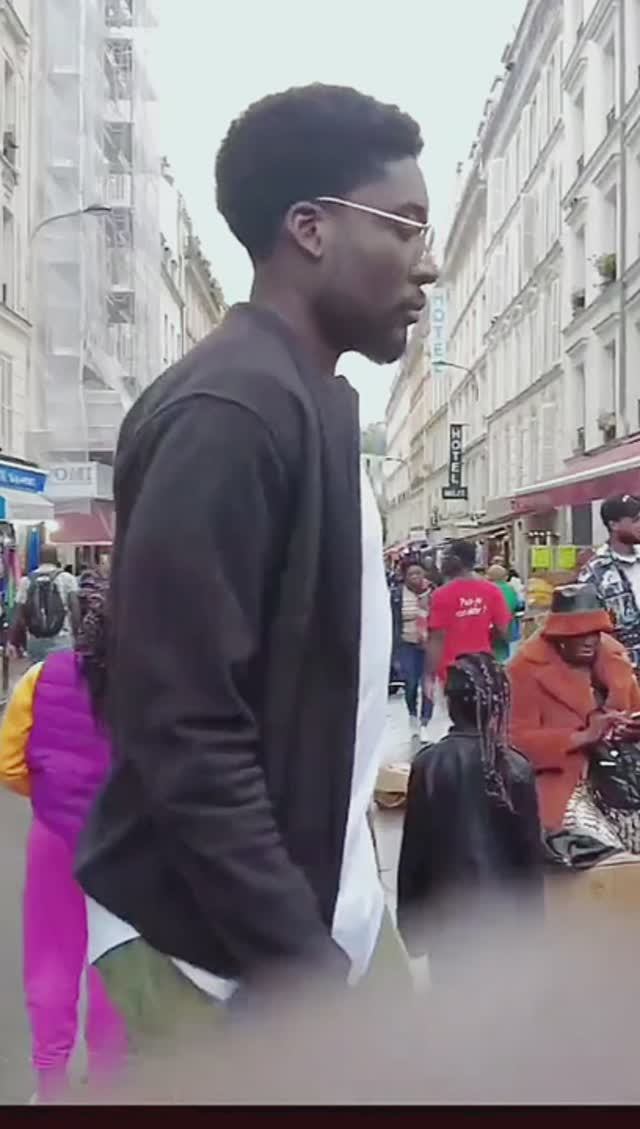 Прогулка по улицам Франции. Видите к чему приводит бесконтрольная миграция, миграционная служба РФ?