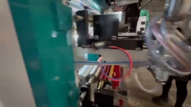 Флексографическая печатная машина ZYT6-800 (видео от производителя)