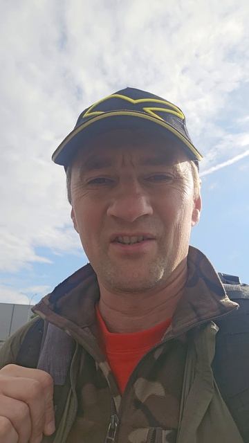 Артём М. (колонный) очень рад, что я свалил из #агроавто . Он так ни разу и не поздоровался за месяц