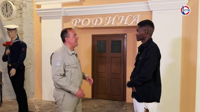 Иностранные студенты посетили выставку «Город, которого нет» (Мама, я в Севастополе. 20 мая 2025)