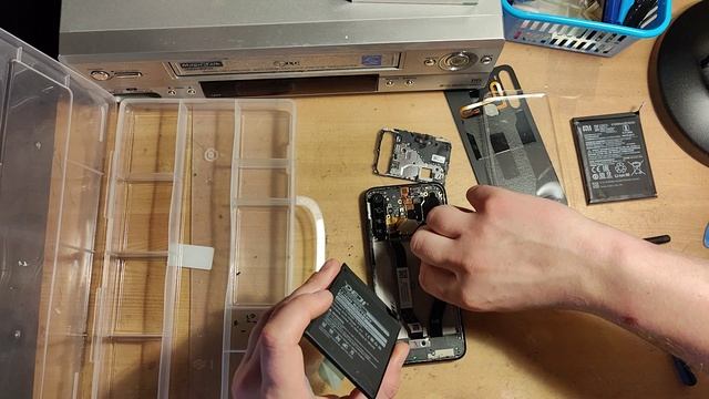 Замена аккумулятора у redmi not 8