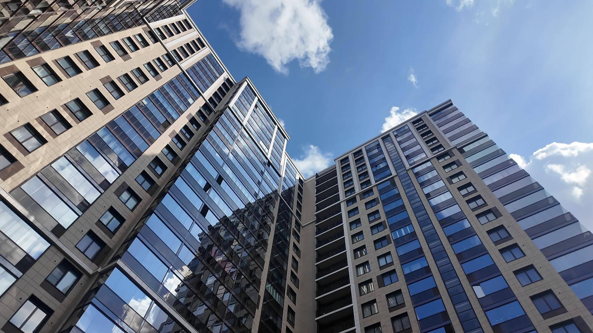 СДАЁТСЯ ЕВРО ДВУХКОМНАТНАЯ КВАРТИРА 54 М² В ЖК «МОСКВА»!