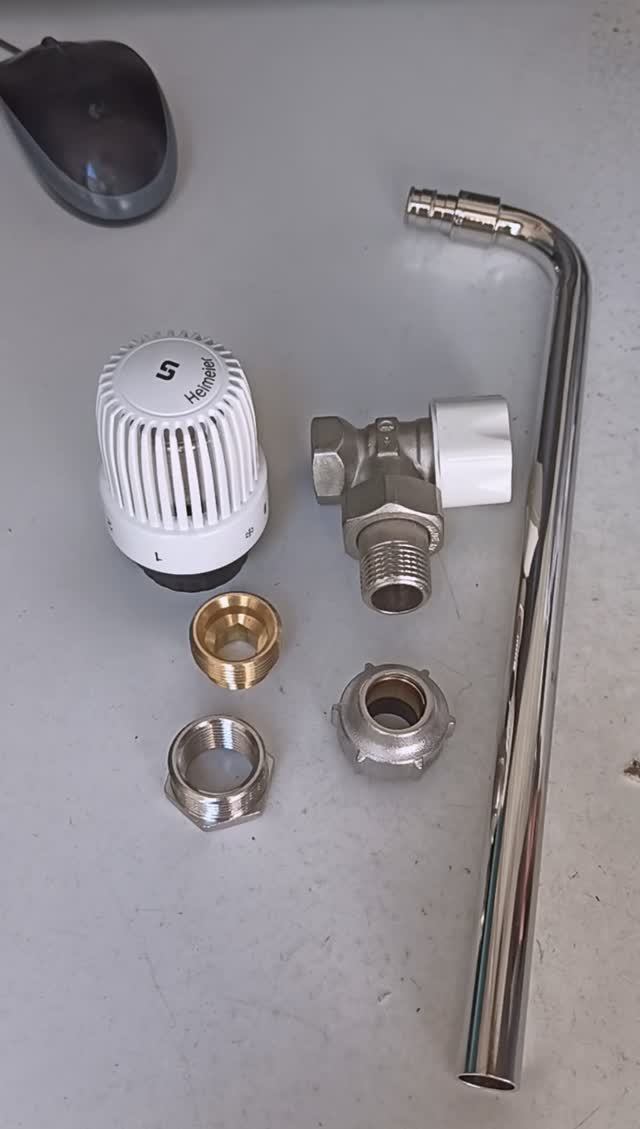 Как правильно подключить радиатор отопления. #отопления #радиатор #shorts