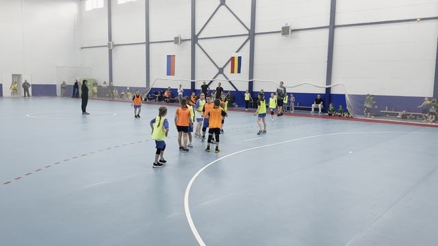 09 Мальчики - Девочки