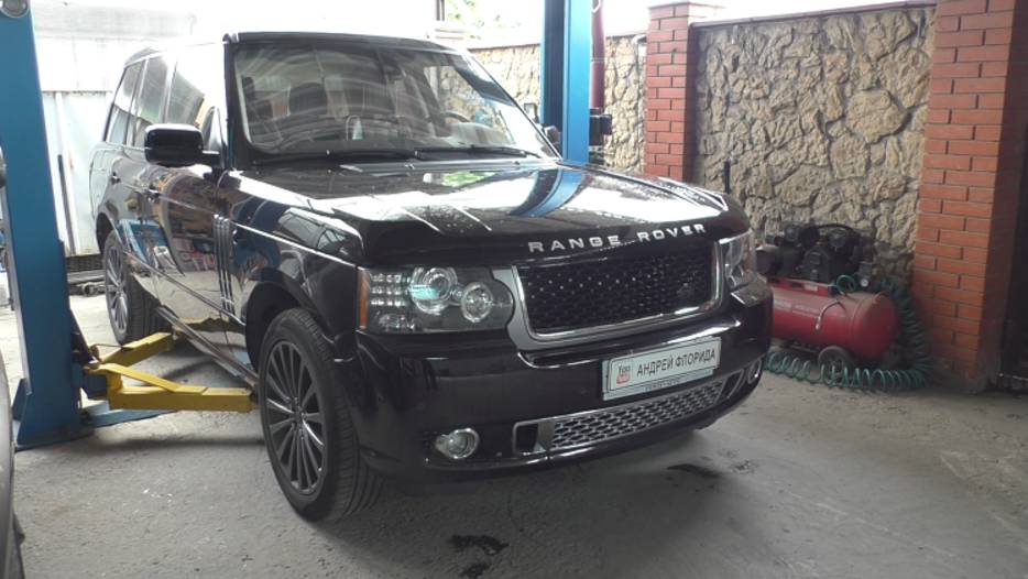 Снятие для проточки и установка передних тормозных дисков на Range Rover Vogue 4,4 Ленд Ровер Вок 20