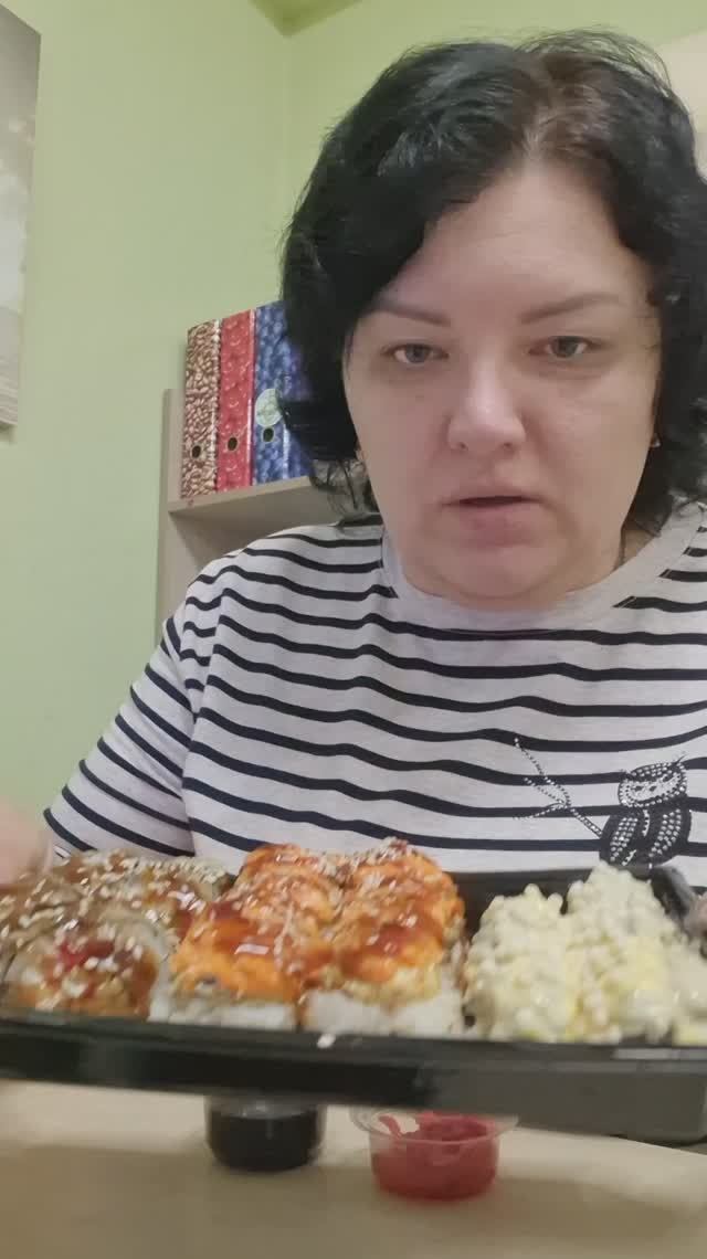 Mukbang. 21.05.2025. Типа день со мной.