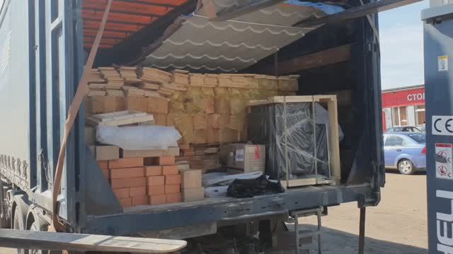 СК Заказ-Дом комплект бани под ключ из Пестово - профилированный брус с компенсационными пропилами