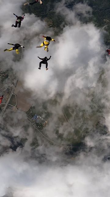 Летят кометы с высоты 4000 метров