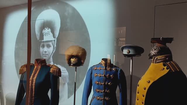 Парадная военная форма императорской семьи - что носили дочери и сын Николая II? #романовы #форма