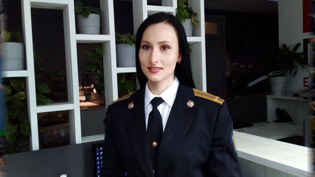 Завербовали! Но как он мог? А действительно - как?