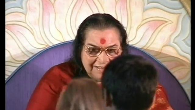 2000-0702 Adi Shakti Puja  in Nirmal Nagari, Canajoharie , USA. Без перевода.