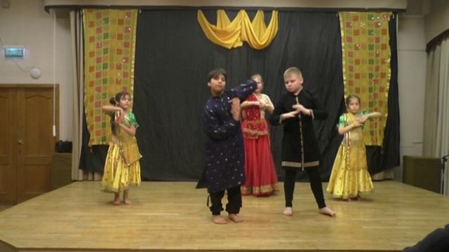 Тери Батон Не | Стиль Болливуд | Детский клуб ТАРАНГ | Москва