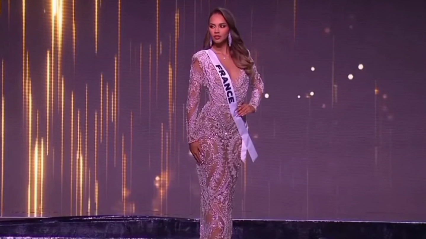 Финляндия, Франция, Германия, Гибралтар, Великобритания, Греция Вечернее Платье Мисс Вселенная 2024