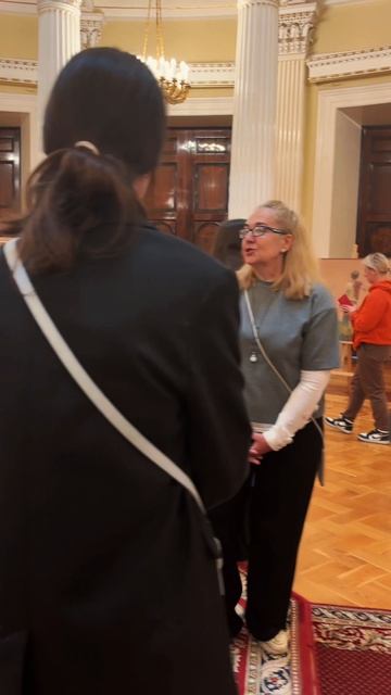 Творческая встреча 
с молодыми художниками — участниками выставки 
"Молодость Петербурга — 2025”