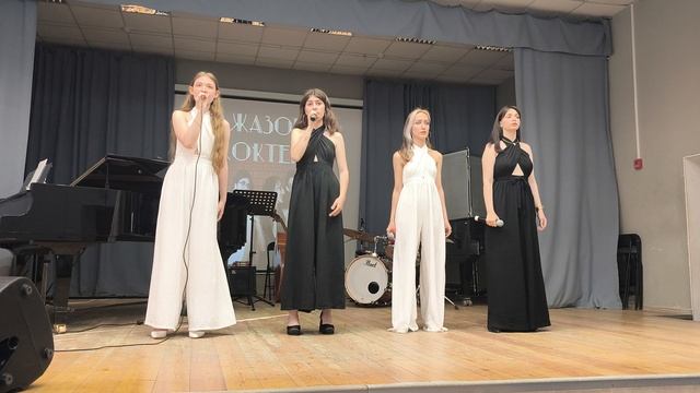 Феникс - Люди-родина моя 21.05.2025г..mp4