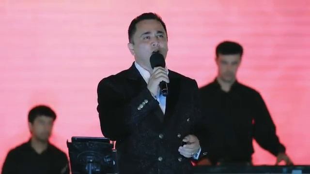 Эркин Одинаев 2025 консерти  Хуҷанд  Қурбони остони Падар