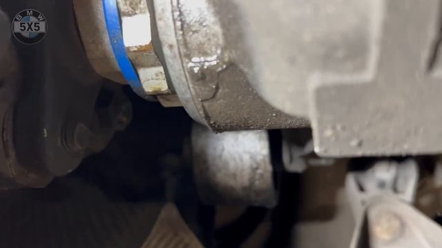 Устраняем течь сальника хвостовика заднего редуктора 2.93 на BMW G31 #bmw #g31 #5x5