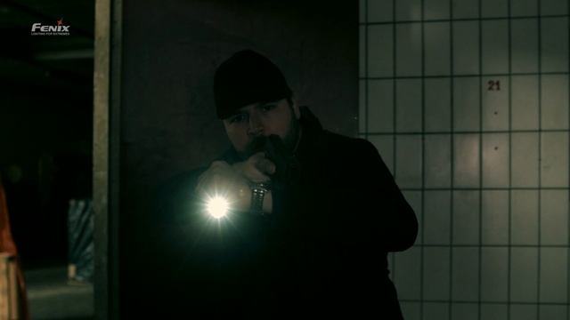 Тактический фонарь Fenix PD32R