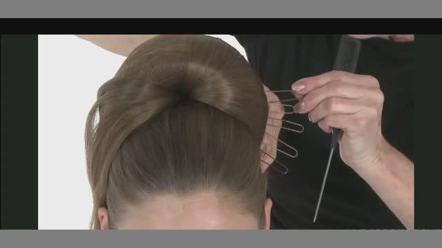 Прическа "Бабетта" от Шерон Блейн