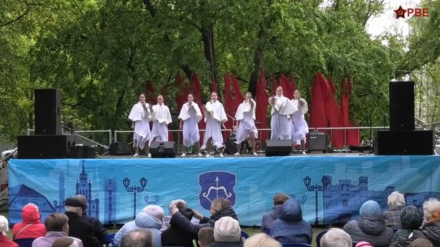 Из концерта, посвященному 80-летию Великой Победы.
Вторая часть.