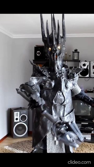 Косплей Сауроныча

#LORD #rings #толкиен #властелин #косплей #эпикон #фэнтезифест #metalcoz