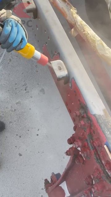 Пескоструй рамы грузовика аппаратом КУРС #automobile #welding #sandblasting