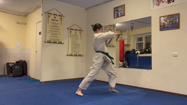 Ката: пинан соно ен