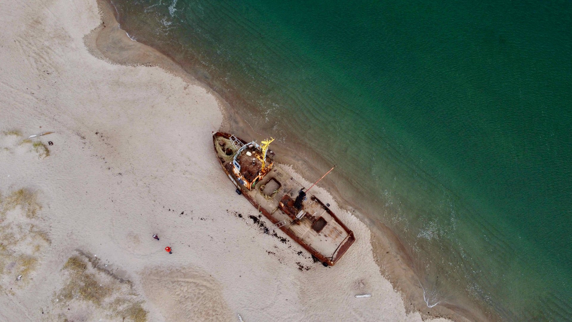 Вторая жизнь баркаса. Териберка, Баренцево море