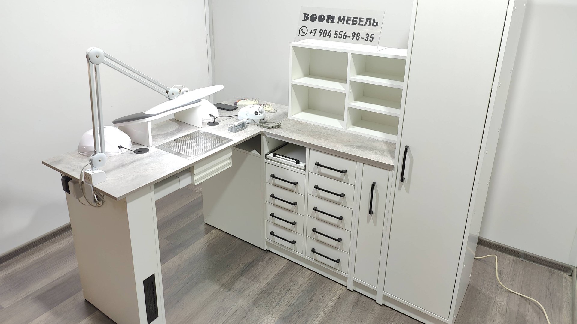 Маникюрный стол "Симферополь" со встроенной вытяжкой Polarus TD-Master.