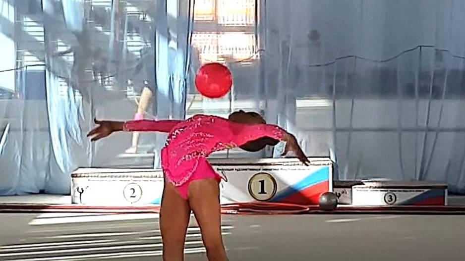 Соревнования по художественной гимнастике "Весенняя капель" 3 апреля 2025 год. Упражнение с мячом