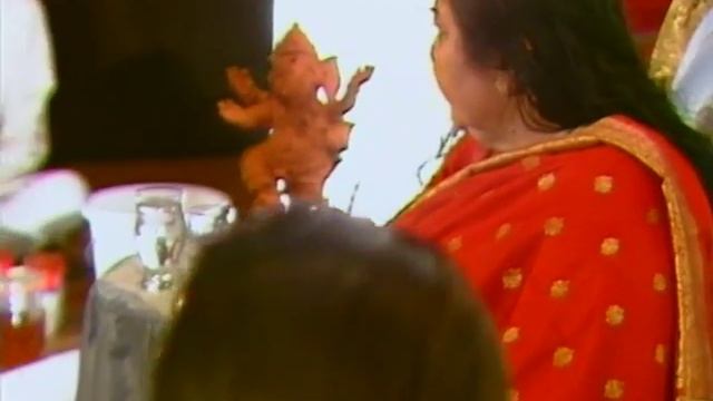 1991-0811 Kundalini Puja.Weilburg,Germany.( Лекция Шри Матаджи+Очищение Агии после беседы+Протокол)