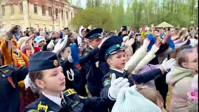 Флешмоб "Синий платочек"