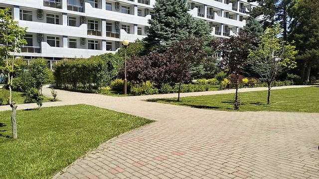 КУРОРТНЫЙ ПАРК. ГОРЯЧИЙ КЛЮЧ