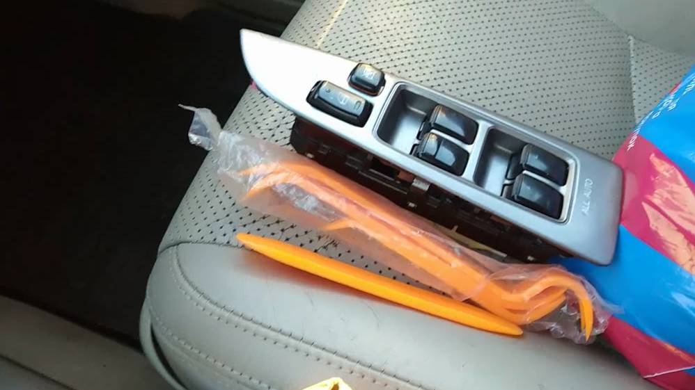 Прадо 120 Замена водительского блока управления стеклоподъёмникками