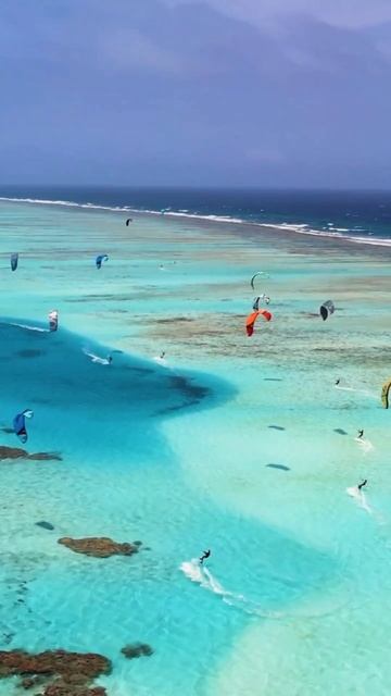 Архипелаг Лос-Рокес — Федеральные владения Венесуэлы, состоящие из 350 островов и рифов