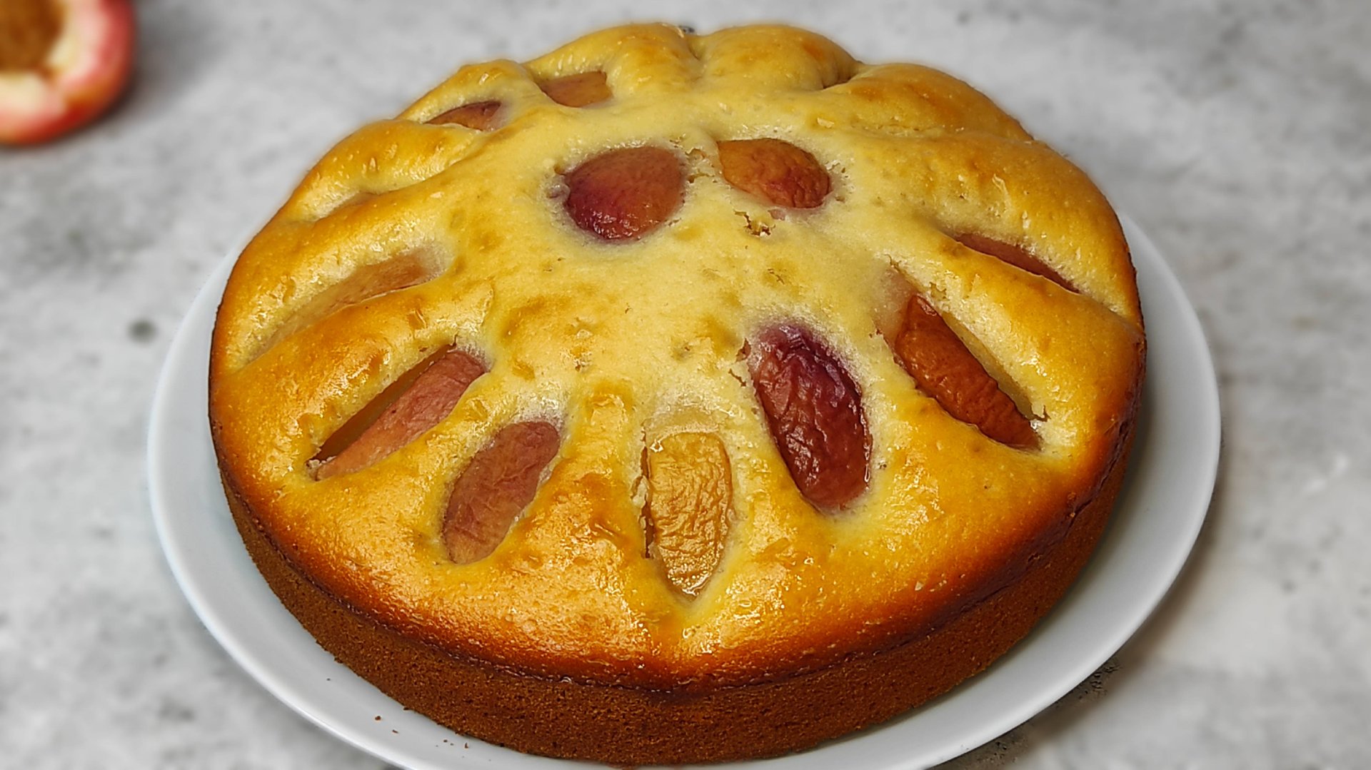 Простой ПИРОГ со свежими ПЕРСИКАМИ на КЕФИРЕ.