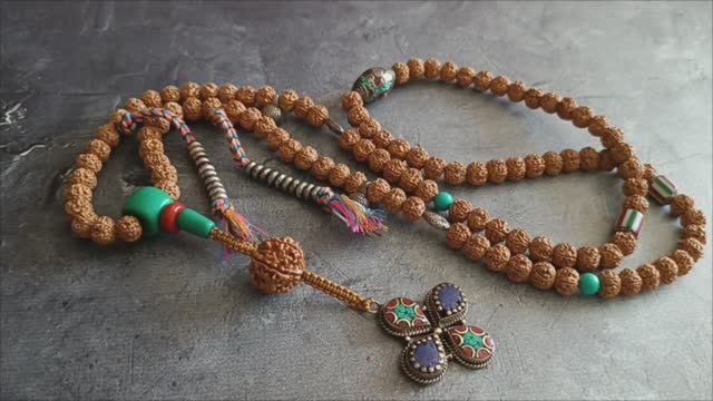 Буддийские четки мужские