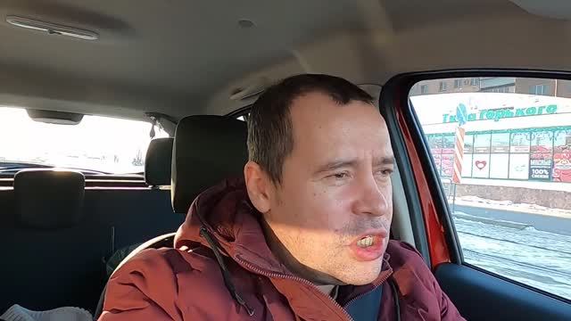 Пересел с Lada Vesta Cross 1.8 на Renault Sandero SW 1.6. Мысли вслух!