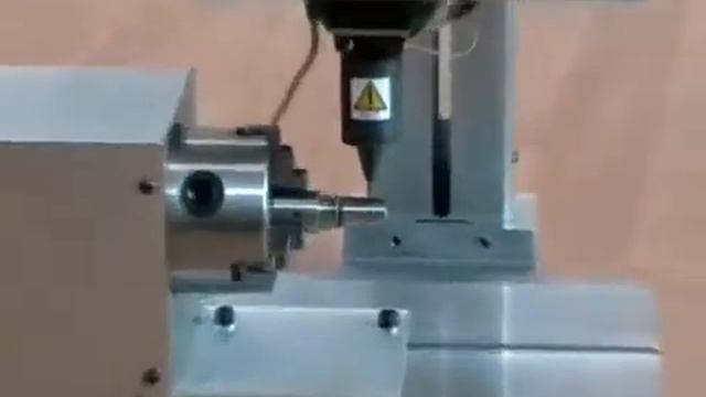 Маркировка цилиндрических деталей с помощью маркиратора SIC Marking (Пример 1)