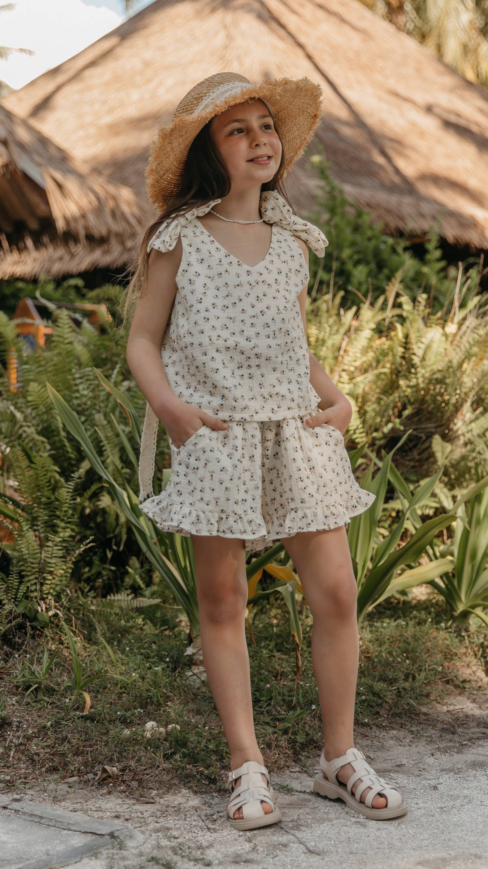 Бэмби в цветочек 13 сек