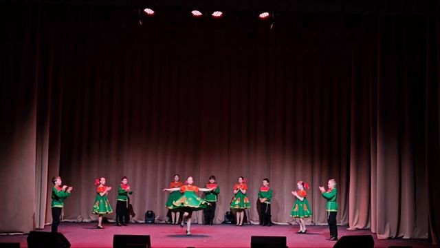 16. Круговая плясовая