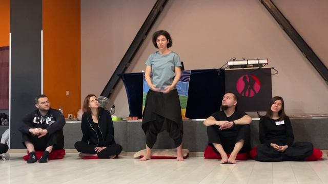 Что делать, когда любая фигня вышибает из любви. Техники укоренения от Анны Девавани