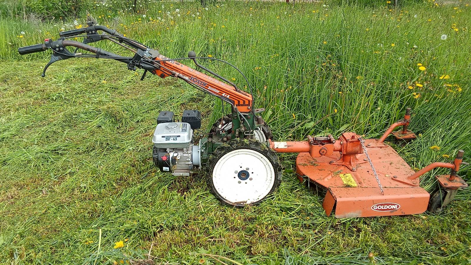 Goldoni Jolly Junior 4х4 с роторной косилкой Goldoni