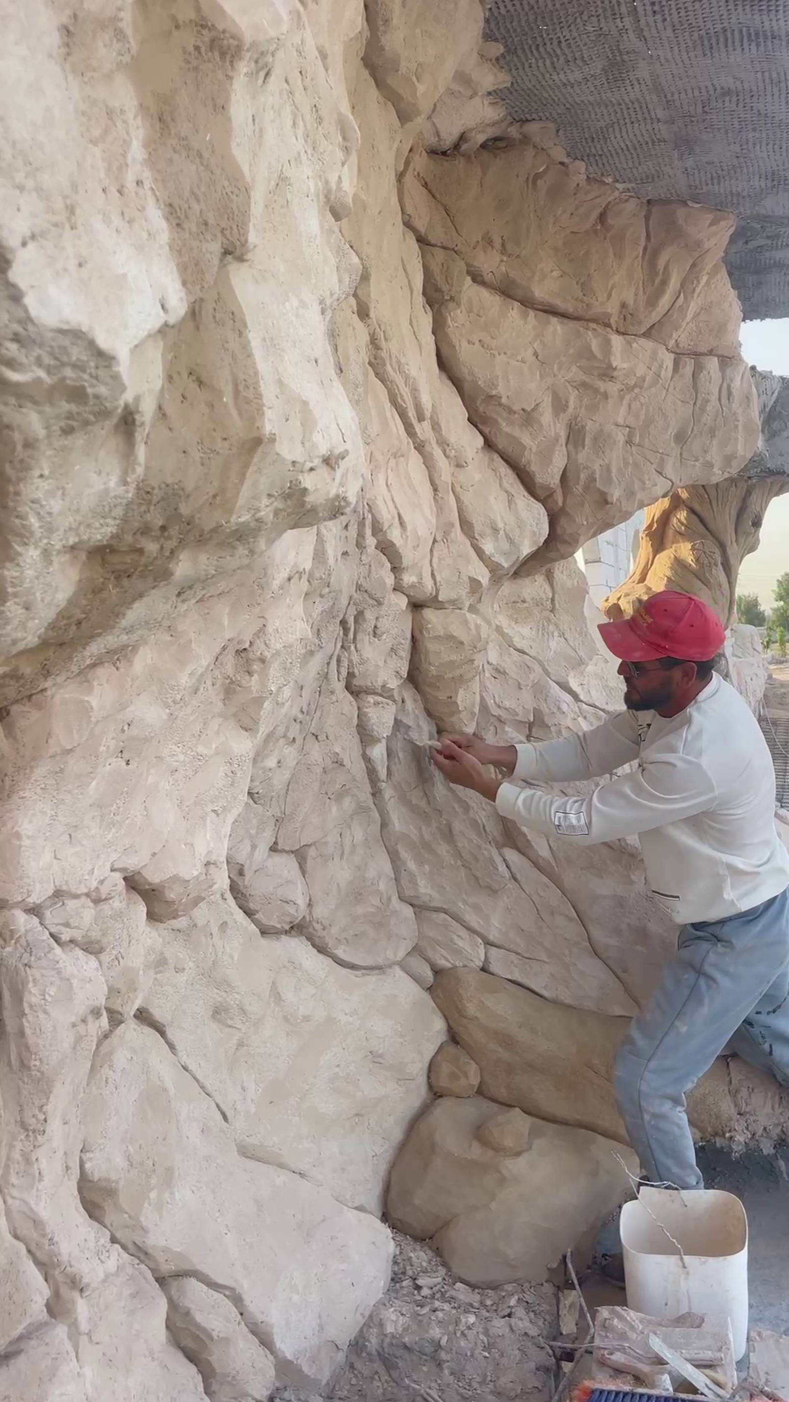 строительство водопада декоративная скала Дубай мастер Эльдар Асанов #сказочнаямастерскаяколесникова