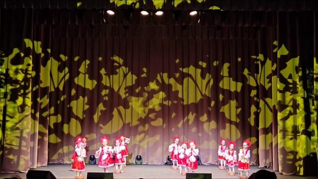 11. Красные шапочки